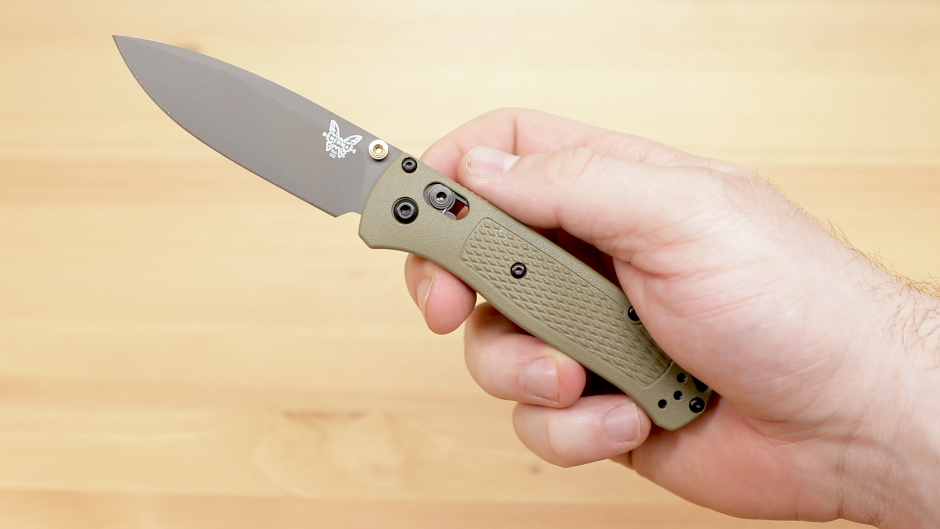 bugout | KnifeCenter Blog