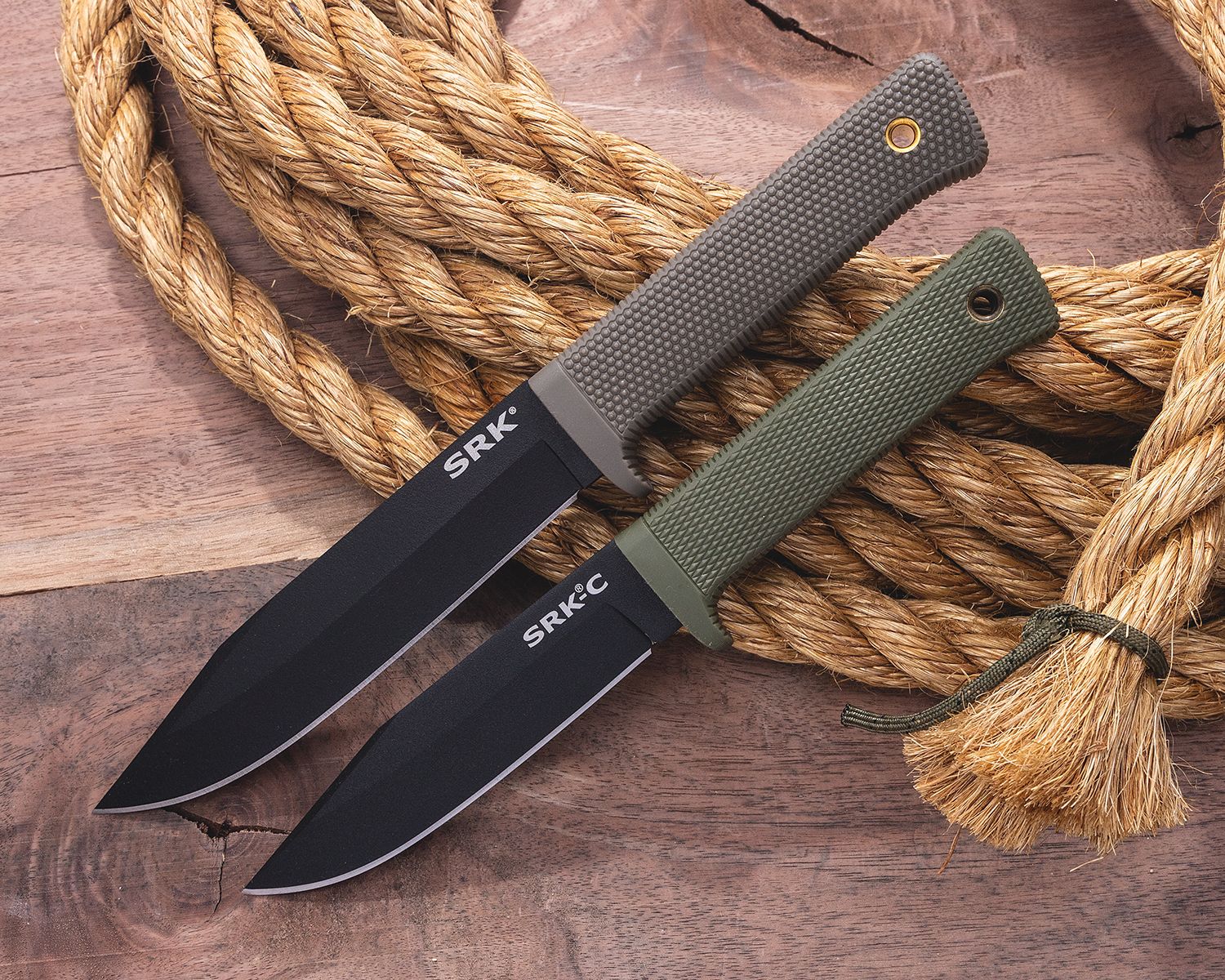 Best Survival Knives - Expert Advice - KnifeCenter