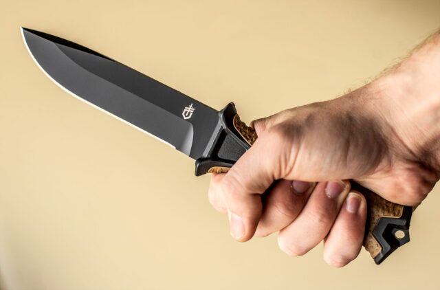 Best American-Made Combat Knives - Expert Advice - KnifeCenter